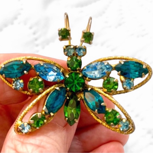 Regency | Jewelry | Vintage Regency Butterfly Brooch Rhinestones ...